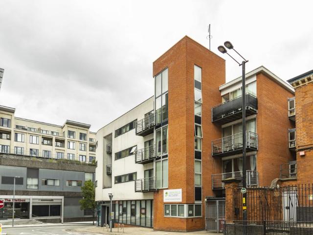 2 bedroom apartment to rent