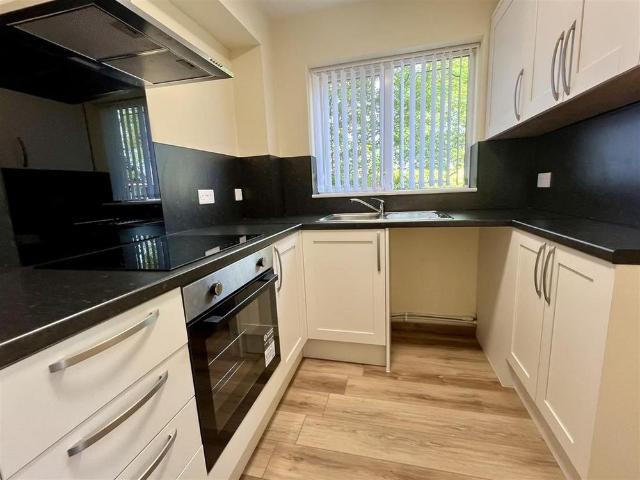 2 bedroom apartment to rent
