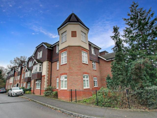 2 bedroom apartment to rent