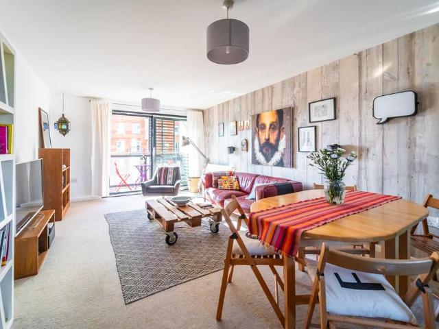 2 bedroom apartment to rent