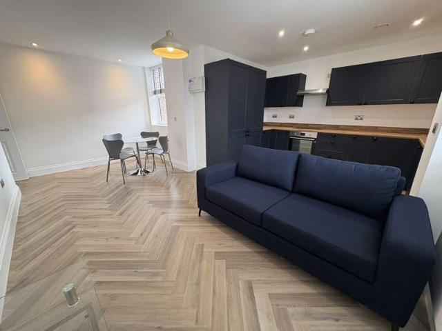 2 bedroom apartment to rent