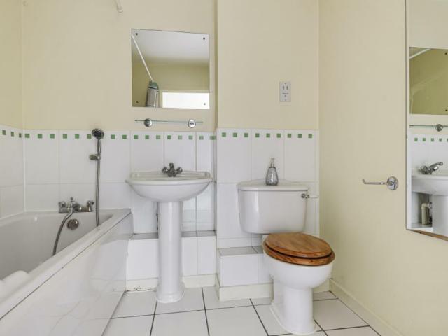 2 bedroom apartment to rent
