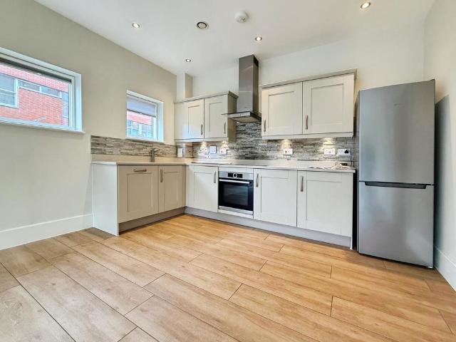 2 bedroom apartment to rent