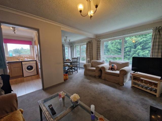 2 bedroom apartment to rent