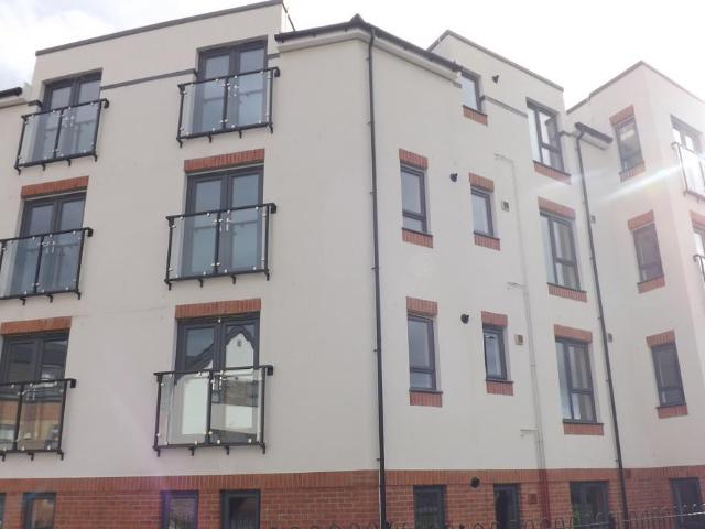2 bedroom apartment to rent