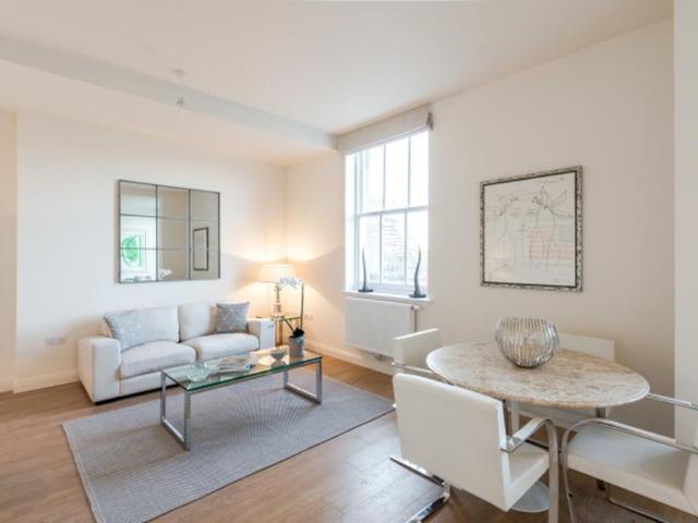 2 bedroom apartment to rent