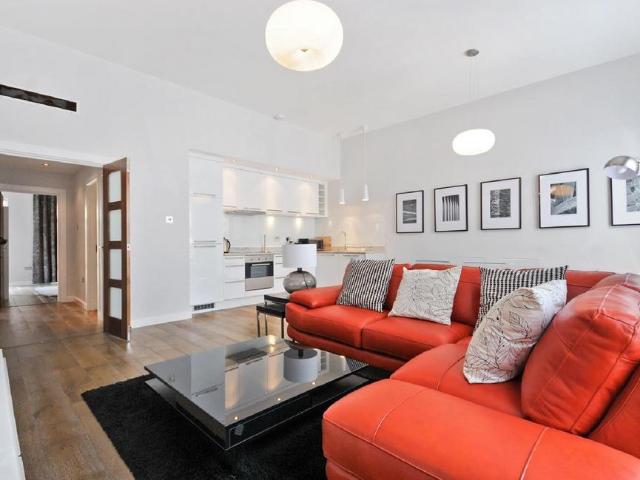 2 bedroom apartment to rent