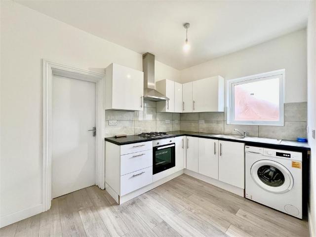 2 bedroom apartment to rent