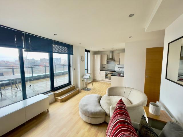 2 bedroom apartment to rent