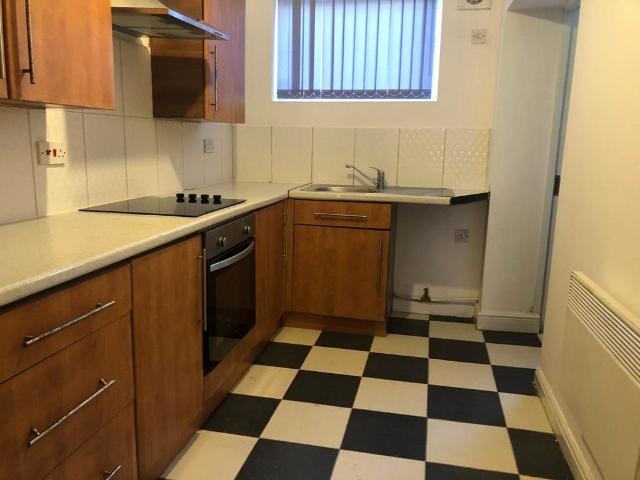 2 bedroom apartment to rent