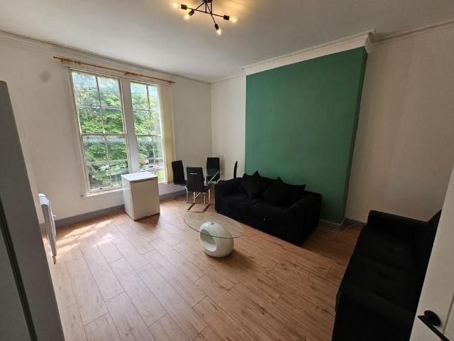 2 bedroom apartment to rent