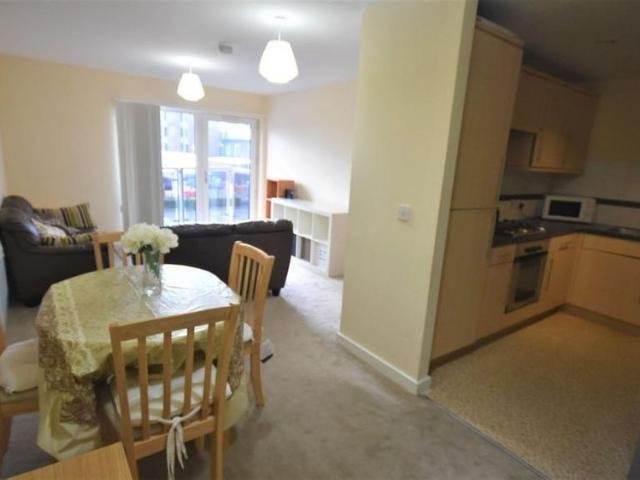 2 bedroom apartment to rent
