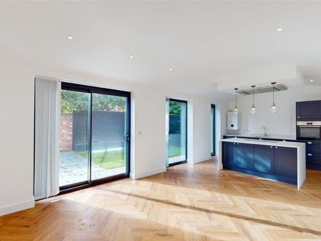 2 bedroom apartment to rent