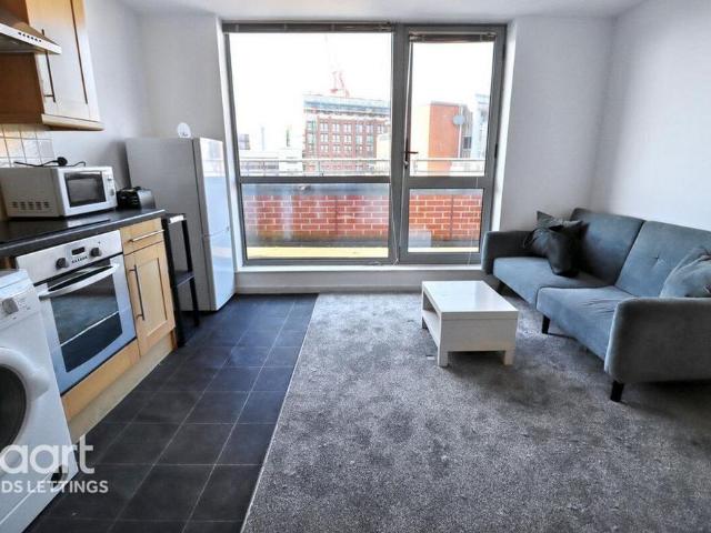2 bedroom apartment to rent