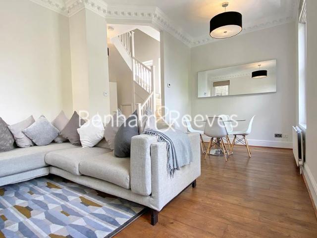 2 bedroom apartment to rent