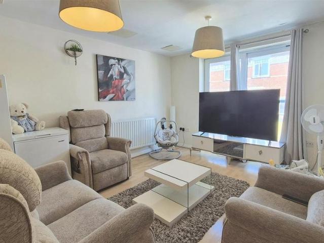 2 bedroom apartment to rent