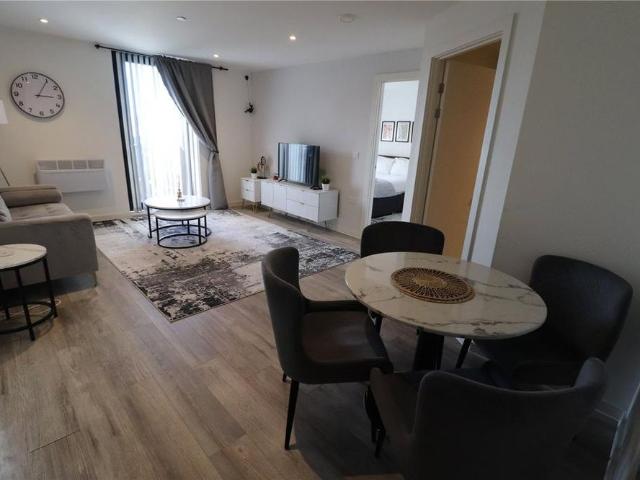 2 bedroom apartment to rent