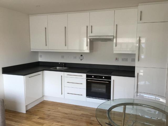 2 bedroom apartment to rent