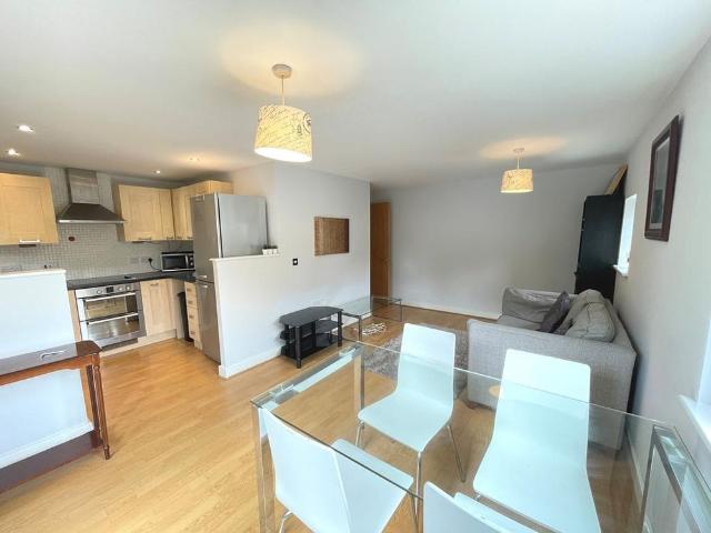 2 bedroom apartment to rent