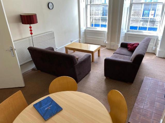 2 bedroom apartment to rent