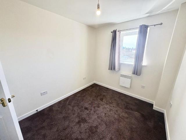 2 bedroom apartment to rent