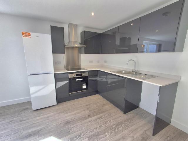 2 bedroom apartment to rent