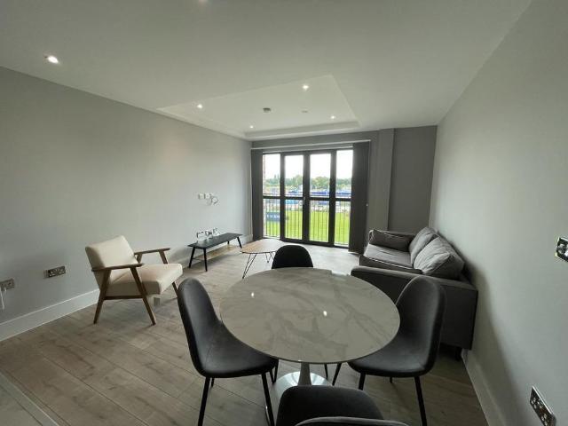 2 bedroom apartment to rent