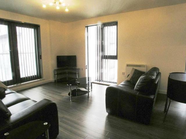 2 bedroom apartment to rent