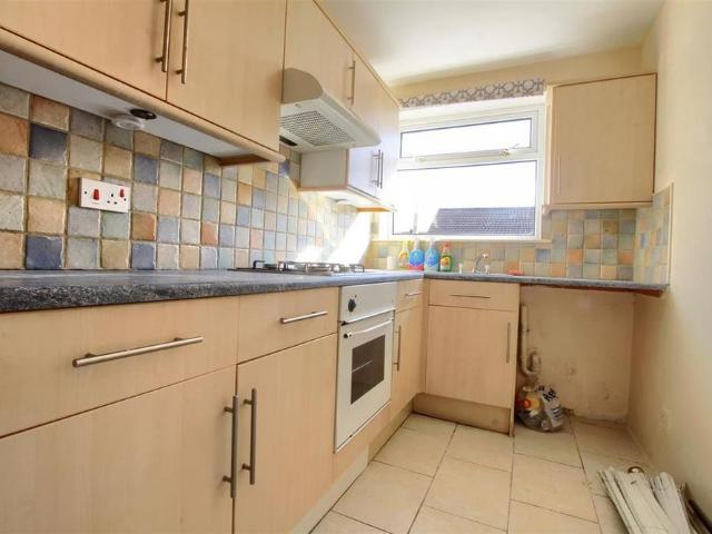 2 bedroom apartment to rent
