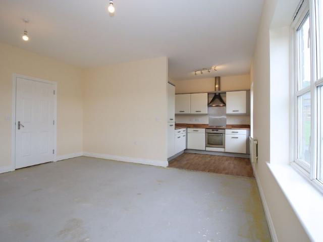 2 bedroom apartment to rent