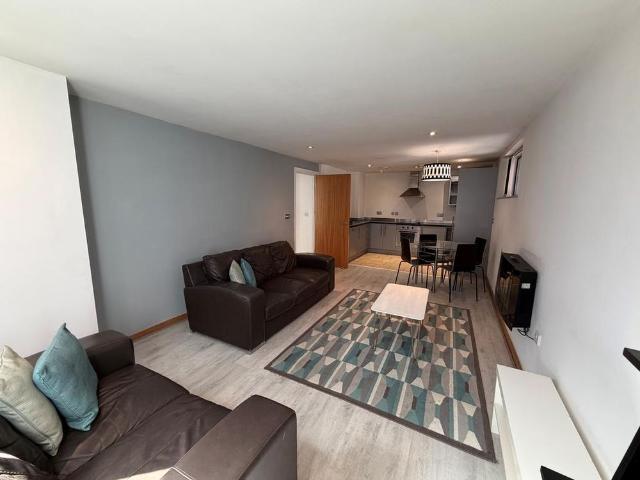 2 bedroom apartment to rent