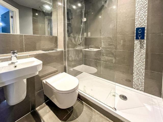2 bedroom apartment to rent