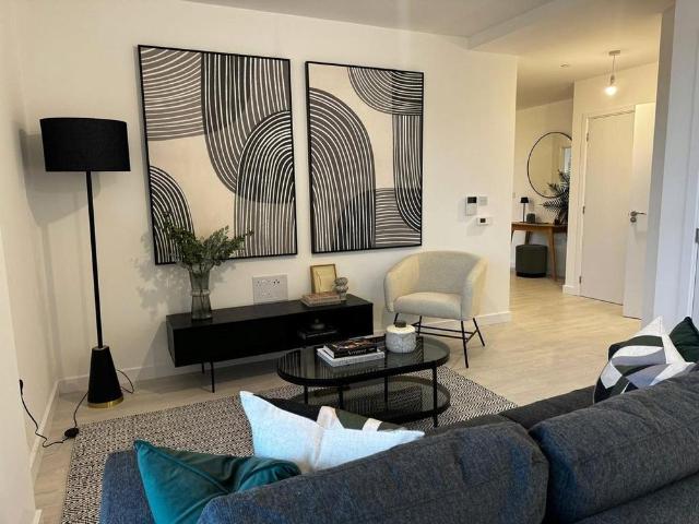 2 bedroom apartment to rent