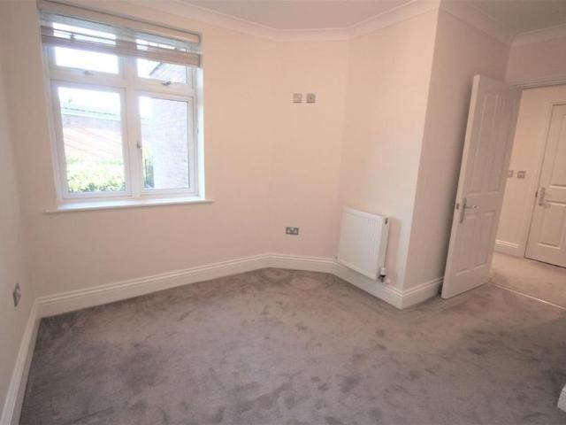 2 bedroom apartment to rent
