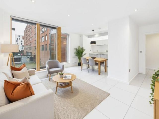 2 bedroom apartment to rent