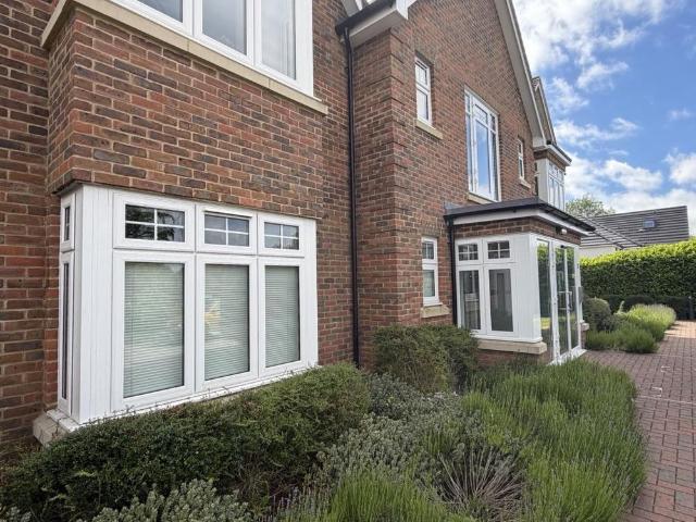 2 bedroom apartment to rent