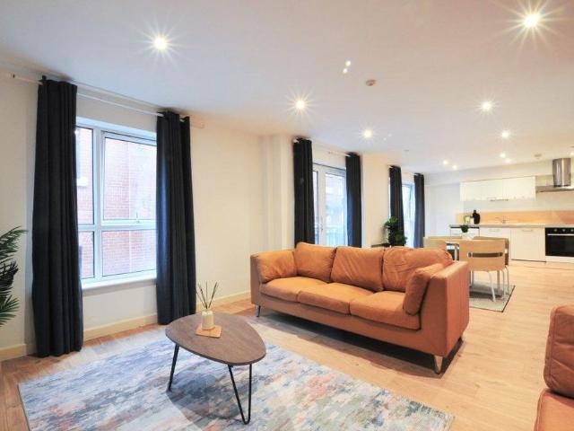 2 bedroom apartment to rent