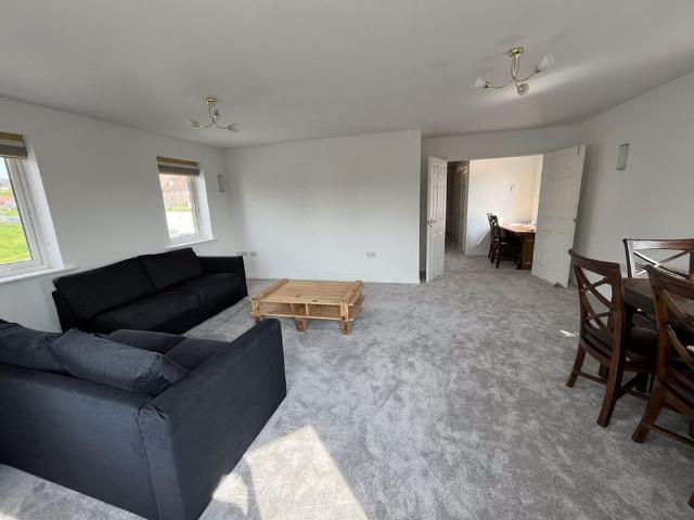 2 bedroom apartment to rent