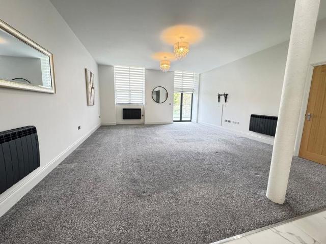 2 bedroom apartment to rent