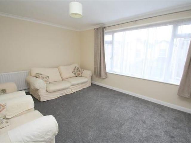 2 bedroom apartment to rent