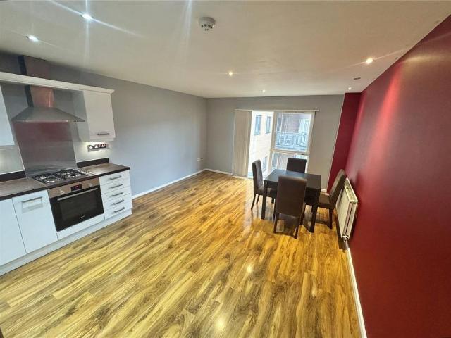 2 bedroom apartment to rent