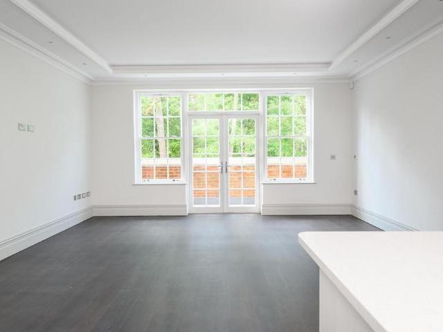 2 bedroom apartment to rent