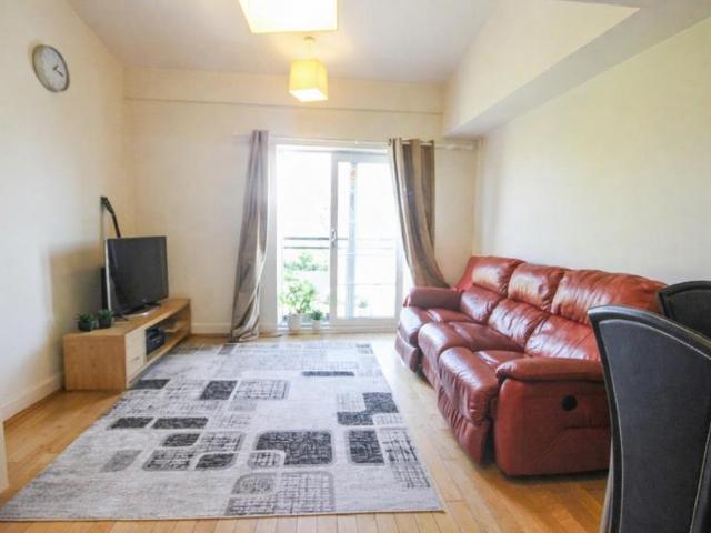 2 bedroom apartment to rent