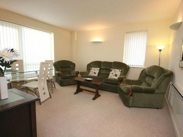 2 bedroom apartment to rent