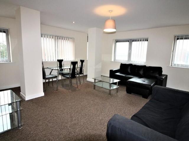 2 bedroom apartment to rent