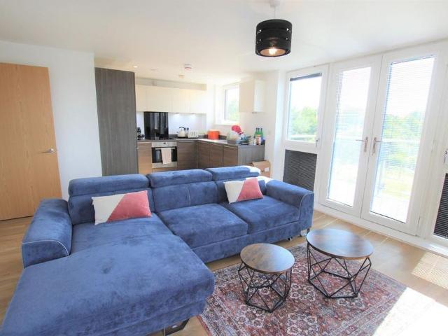 2 bedroom apartment to rent