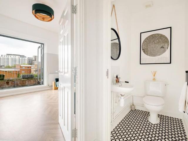 2 bedroom apartment to rent