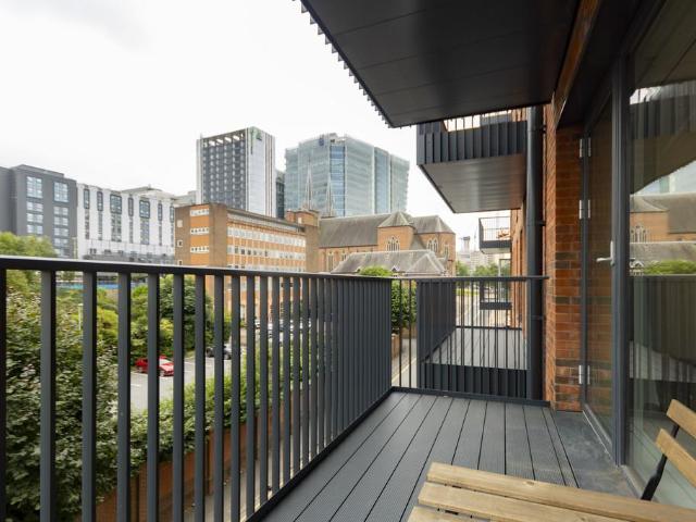 2 bedroom apartment to rent