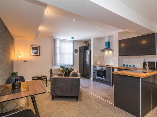 2 bedroom apartment to rent
