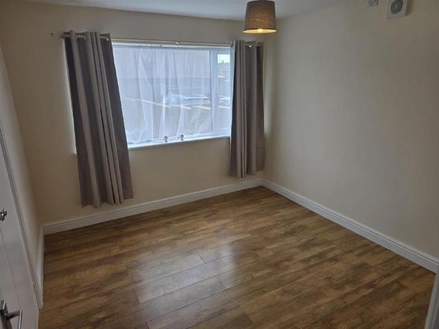 2 bedroom apartment to rent
